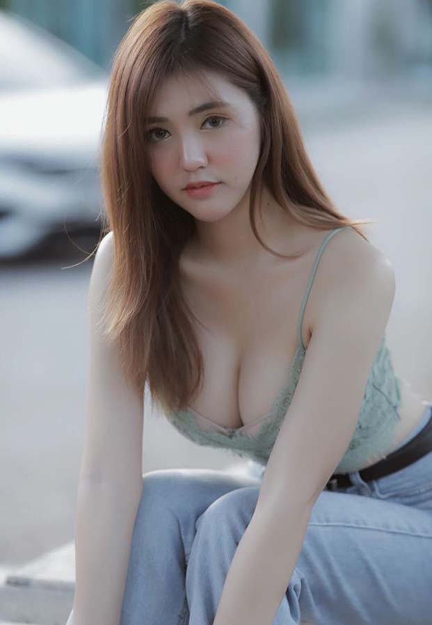 สาวเชียงใหม่เซ็กซี่ Kasalacha Sutawan ขาวหน้าอกใหญ่ไฟแรง - แนะนำ ร้านเหล้านั่งชิว พีอาร์สวย ดู ...