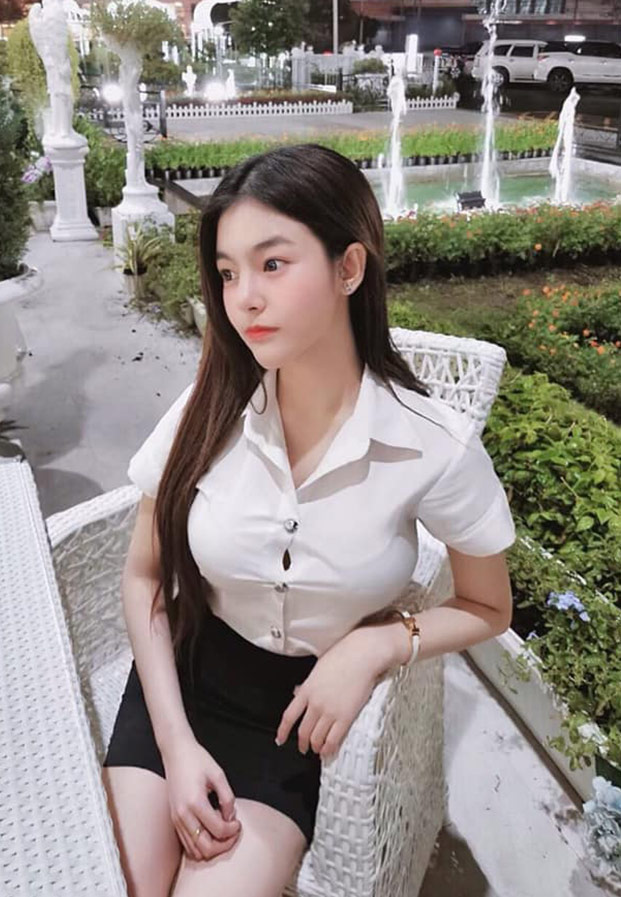 เน็ตไอดอล EingEing Srt น้องอิ๋งอิ๋งขาวใสยังกับบาร์บี้ - แนะนำ ร้านเหล้านั่งชิว พีอาร์สวย ดูหนุ่ม ...