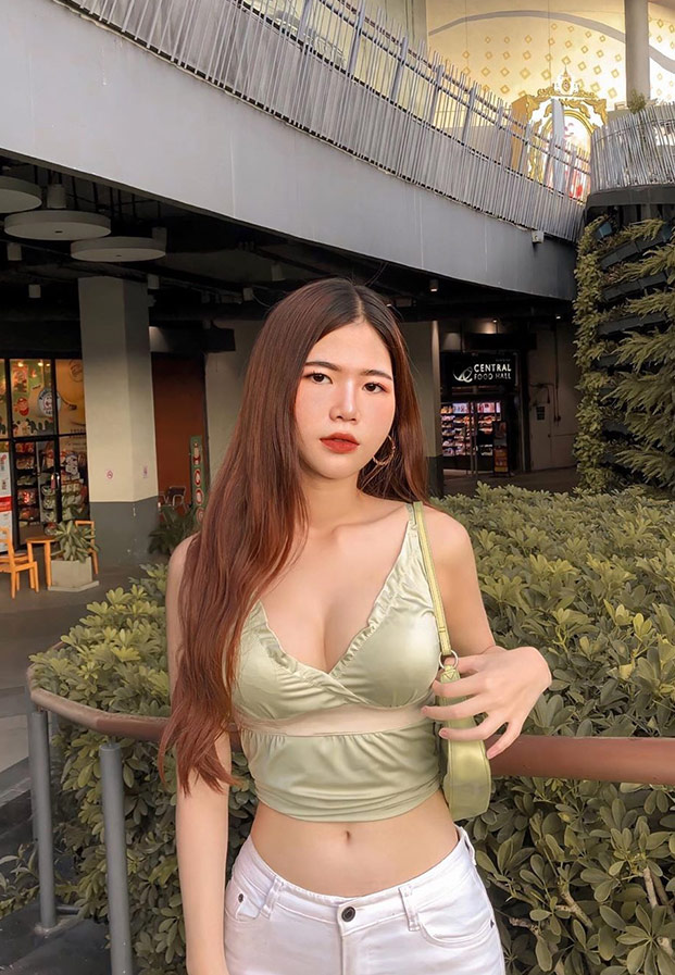 สาวหมวยเอิร์น Nutnicha Thimayom อกมะพร้าวใหญ่เห็นแล้วหลงรัก - แนะนำ ร้านเหล้านั่งชิว พีอาร์สวย ...