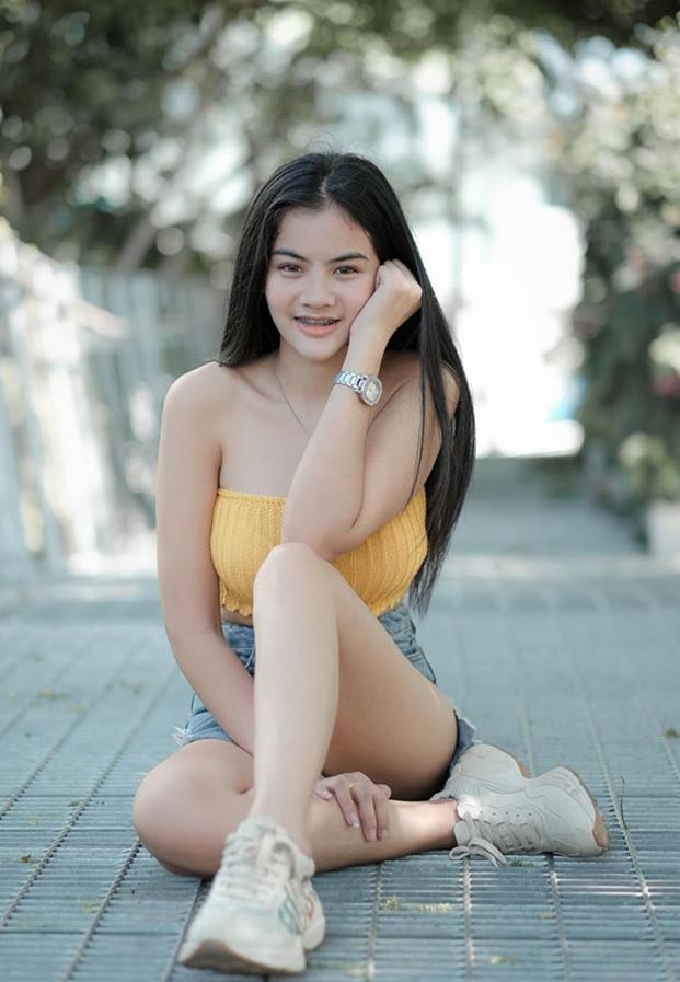 สาวน่ารัก กนกวรรณ มีกำ เซ็กซี่งานดีแม้แต่ Playboy ยังต้องเชิญตัว - แนะนำ ร้านเหล้านั่งชิว พีอาร์ ...