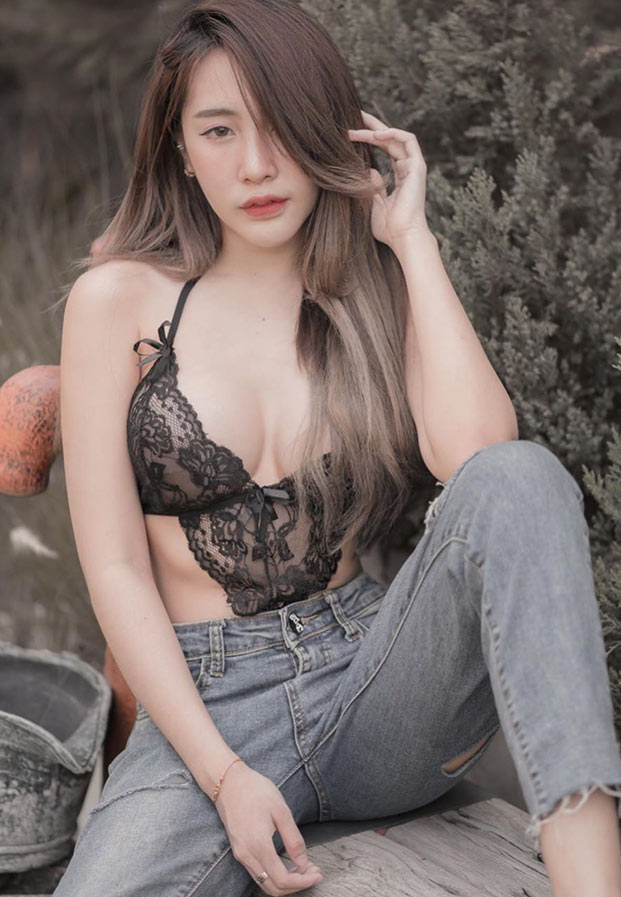 สาวหมวยน่ารัก Suneta Ngachalvy อวดโชว์หุ่นขาวเซ็กซี่เอาเรื่อง - แนะนำ ร้านเหล้านั่งชิว พีอาร์สวย ...