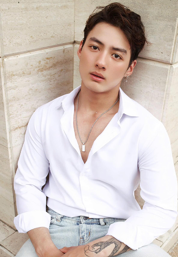 Duc Vuong เปิดวาร์ปนายแบบสายเซ็กซี่ จัดเต็มทุกความเร้าร้อน ผลงานฮอต 18+