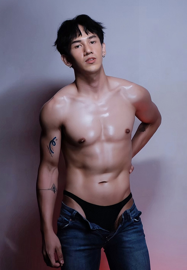 Prinyawat เปิดวาร์ปหนุ่มหล่อเน็ตไอดอล หุ่นแซ่บน่ามอง ผลงานเด็ดโดนใจ