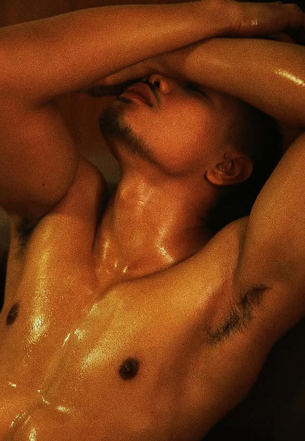 Sky Sorawit เปิดวาร์ปนายแบบคมเข้ม กล้ามแน่น เป้าตุงลำใหญ่มาก